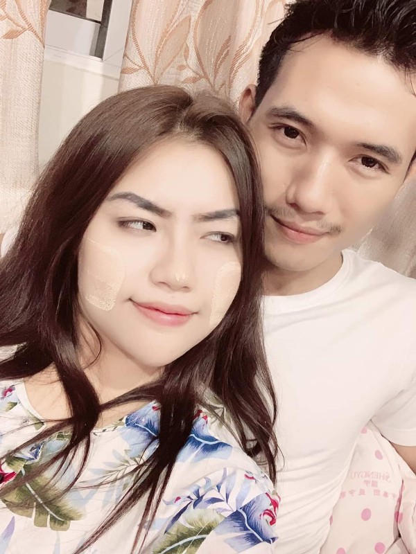တစ်ယောက်ကိုတစ်ယောက်စနောက်ပြီး လိုက်ဖက်ညီကာ ကြည်နူးစရာကောင်းလွန်းတဲ့