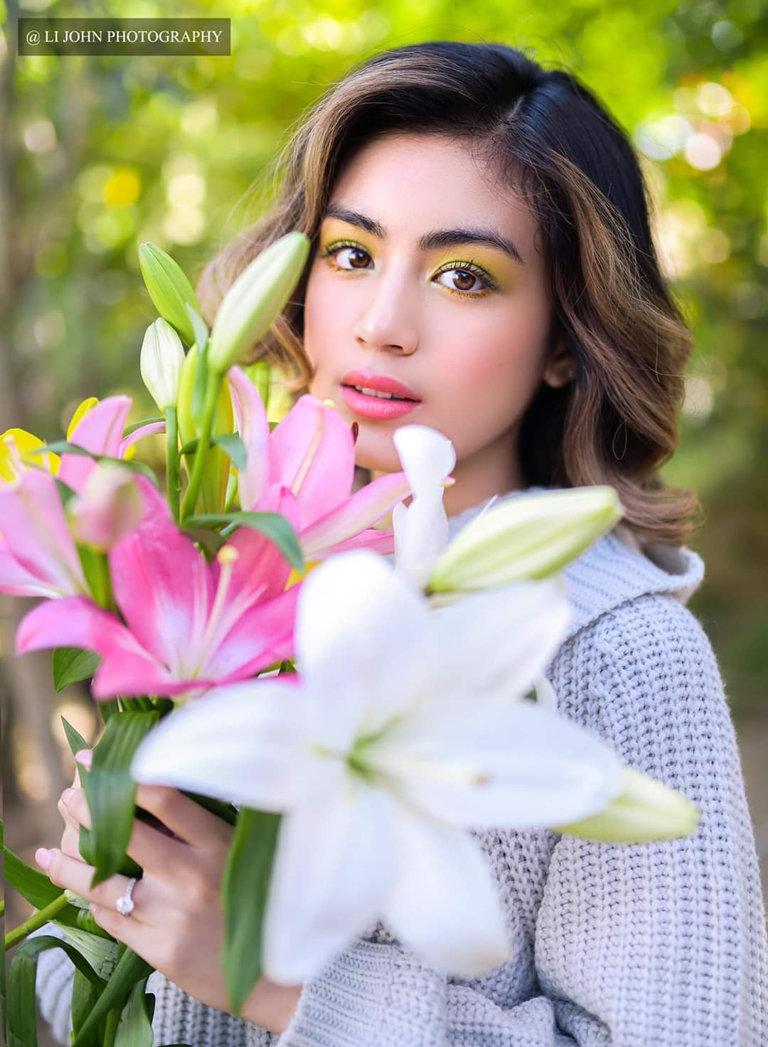 တစ်သားမွေးတစ်သွေးလှပြီး ဆယ်ကျော်သက်မိန်းမပျိုလေးလို့ ချစ်စရာကောင်းနေတဲ့
