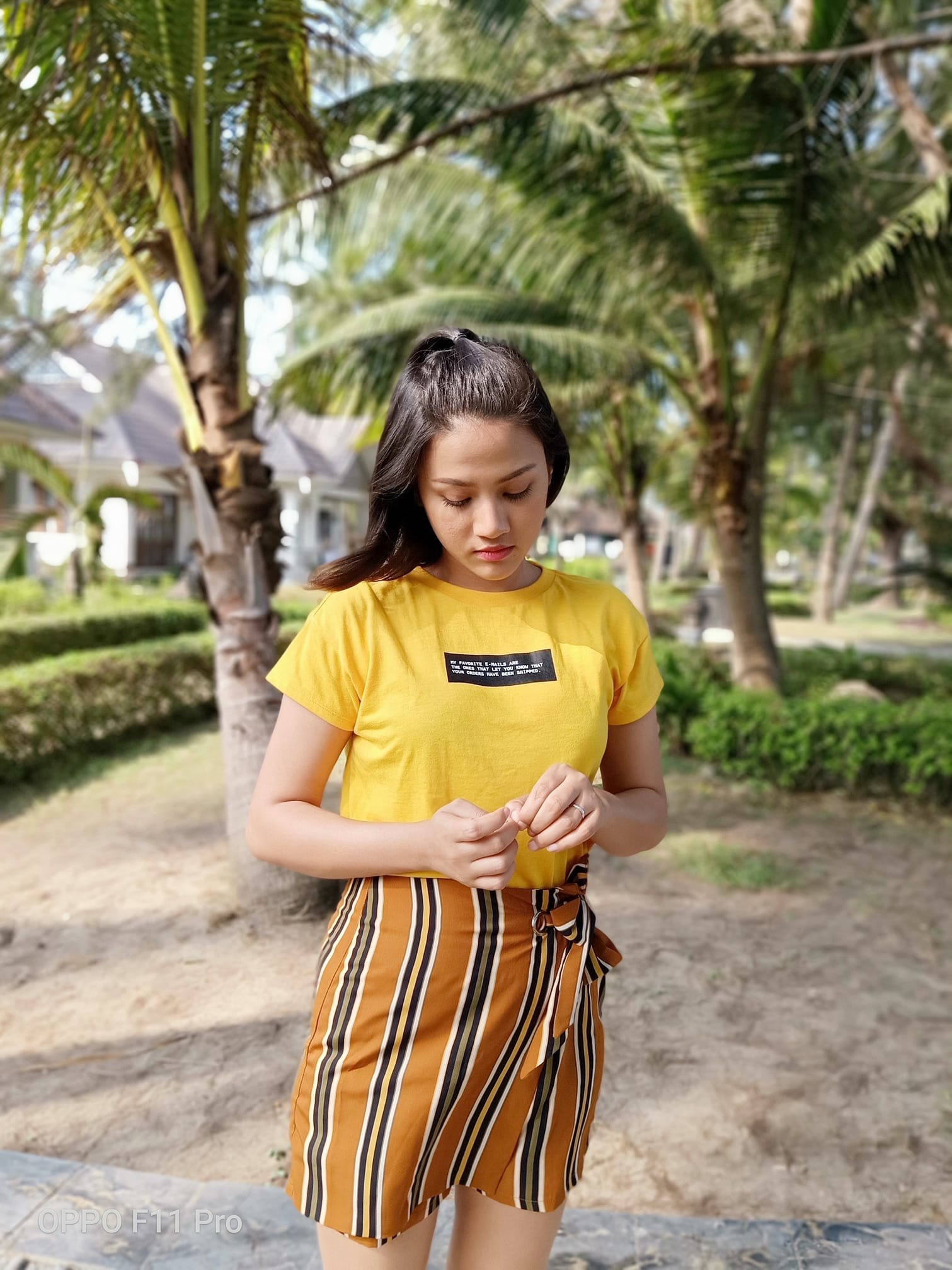 ချစ်ဇနီးဆေးရုံတက်နေရချိန်လေးမှာ ဘေးကနေဂရုတစိုက်နဲ့ပြုစုစောင့်ရှောက်ပေးနေတဲ့ ဏကြီး - Myanmarload