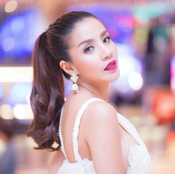 ប៉ុន្មានសន្លឹករបស់Bitoey Rsiam សង្ស័យអត់ស្លៀកខោក្នុង ...