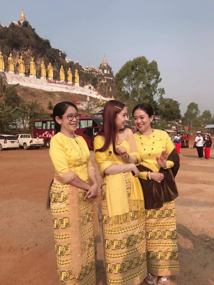 မေမေ့ဆီကအချောအလှတွေကို အမွေရထားပြီး ဘိုမရုပ်လေးလိုချစ်စရာကောင်းနေတဲ့ လင ...