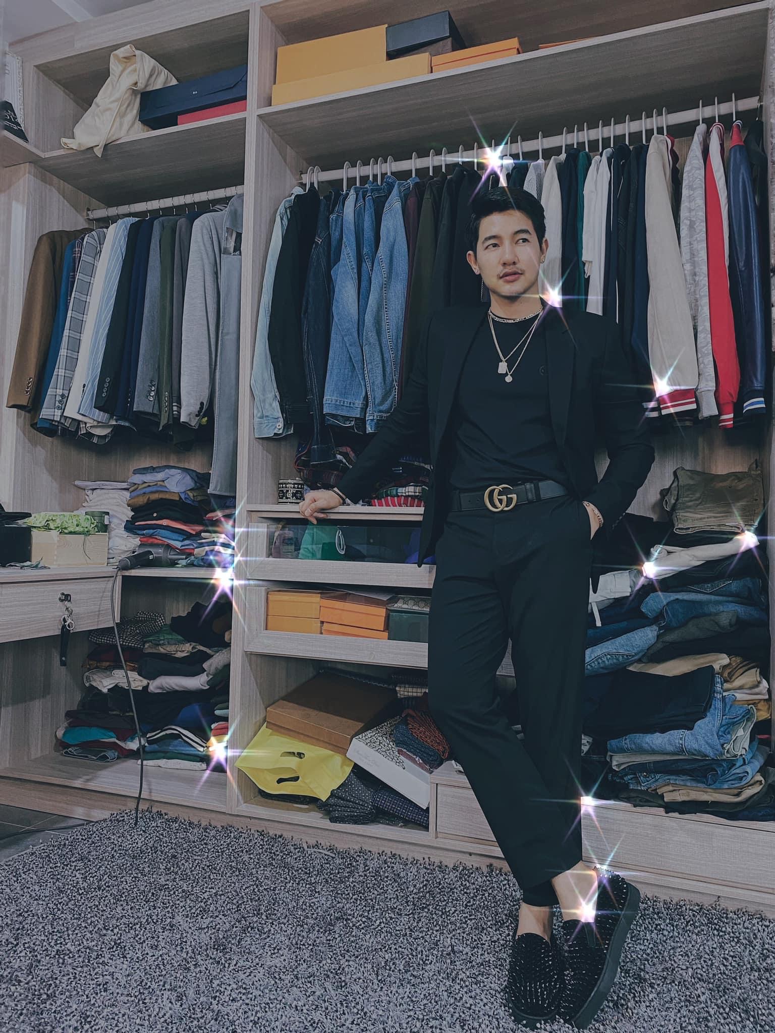 အနက်ရောင်ဖက်ရှင်လေးနဲ့ အထာကျကျ ခန့်ညားလွန်းနေတဲ့ ညိမ်းသော်ရဲ့ ပုံရိပ ...